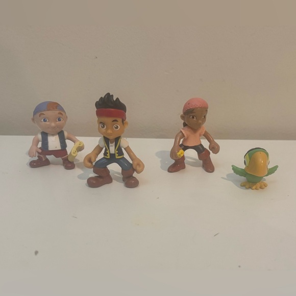 Disney | Toys | Disney Jake Neverland Pirates Izzy Skully Cubby 3 ...